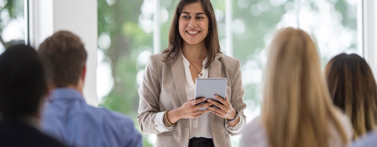 Sådan finder du vej i fondes krav og prioriteringer - Pluss